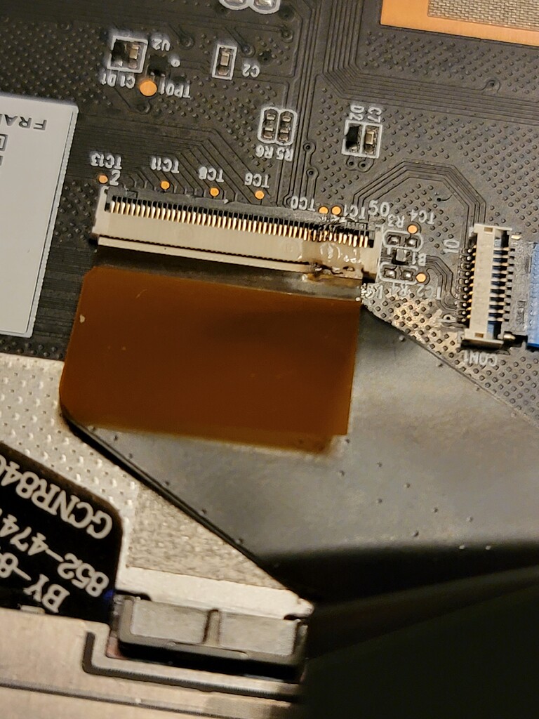Burnt Keyboard ribbon on first start up - Framework Laptop 13 ...