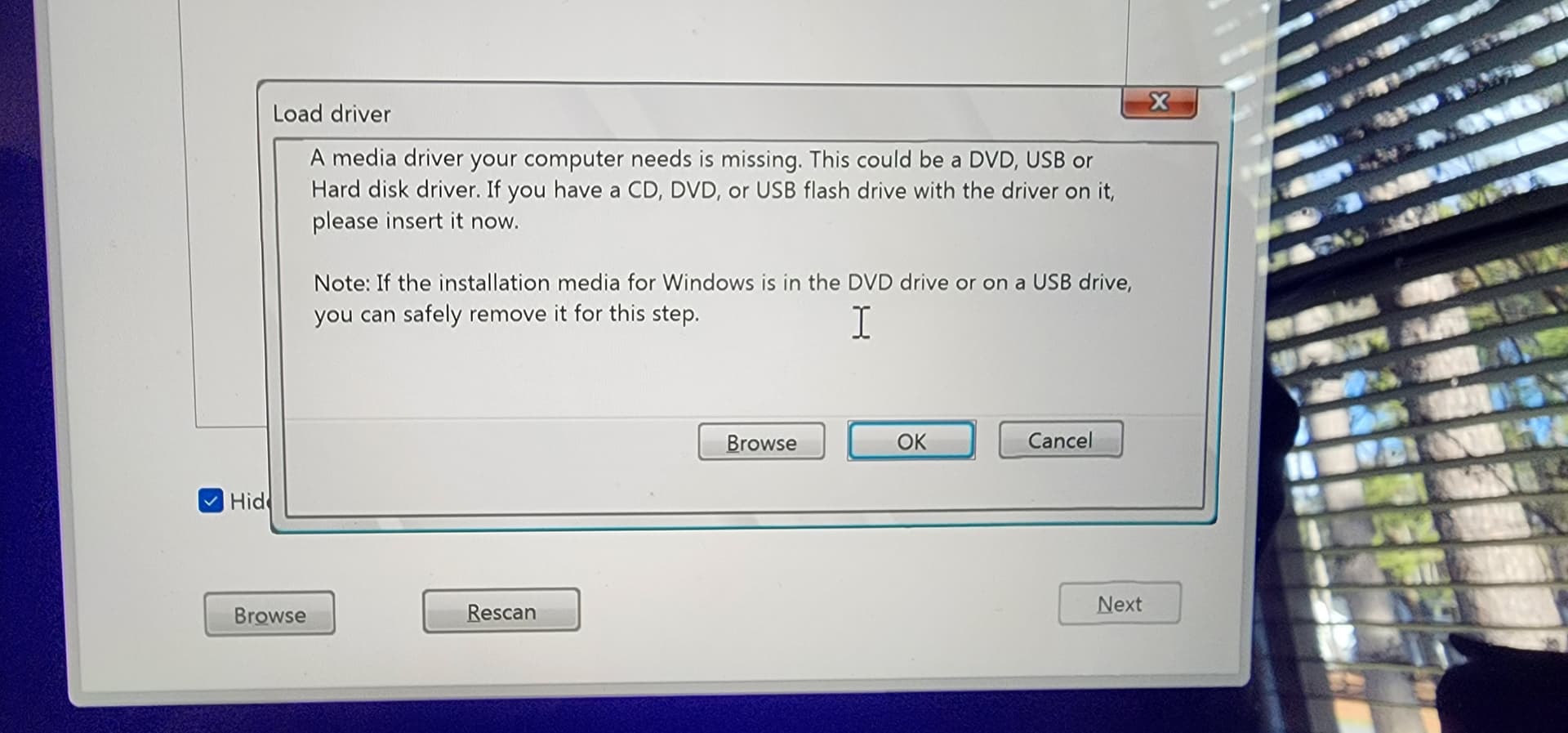 [SOLVED] Windows 11 2H22 Won't Install -- Missing Media Library ...