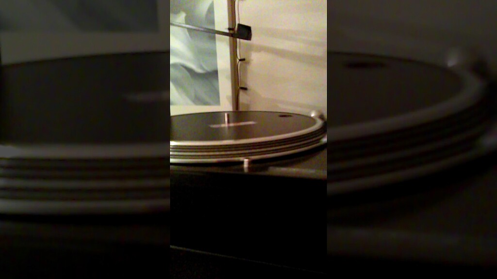 Platter wobble(up and down) - CDJ & Vinyl DJing - DJ TechTools Forum