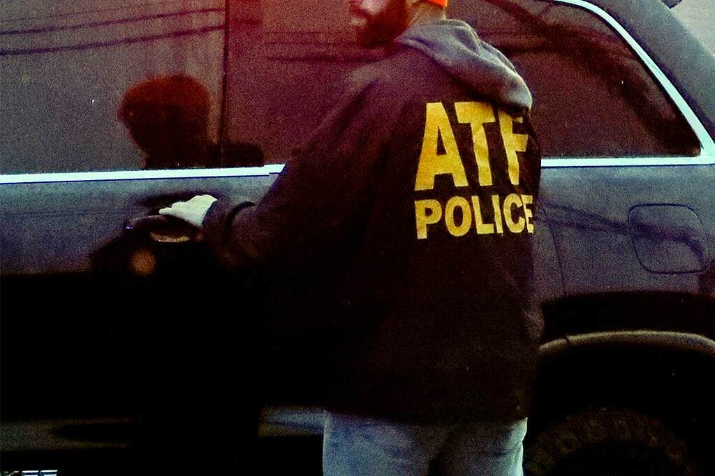 VIDEO: ATF shows up out of the blue to "check" for straw buy - News ...