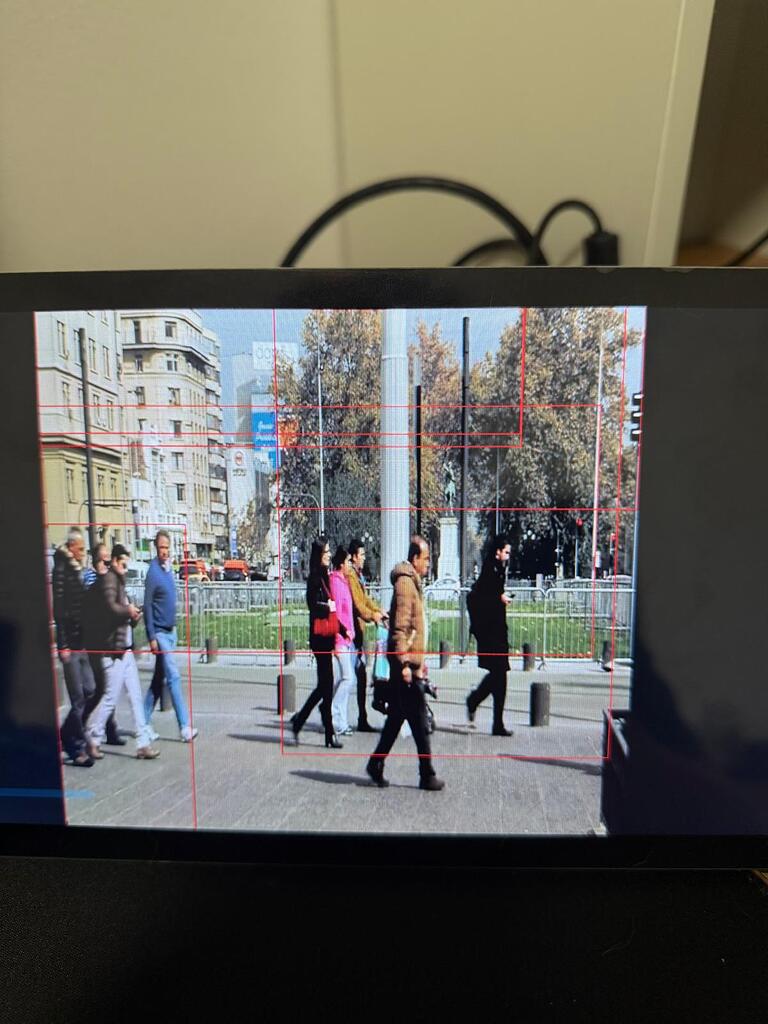 Help on bounding box not properly drawn - General - Hailo Community