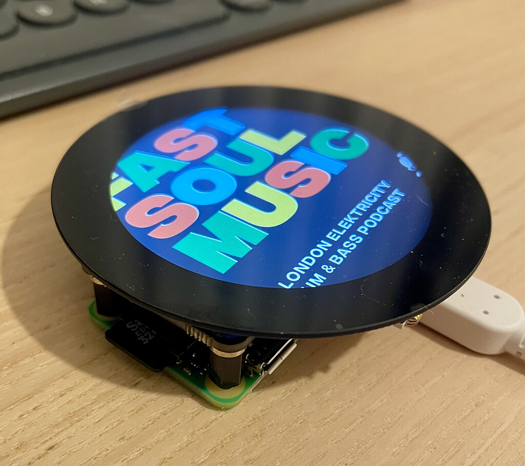 Sonos now-playing album artwork on HyperPixel 2.1 round display - Projects - Pimoroni Buccaneers