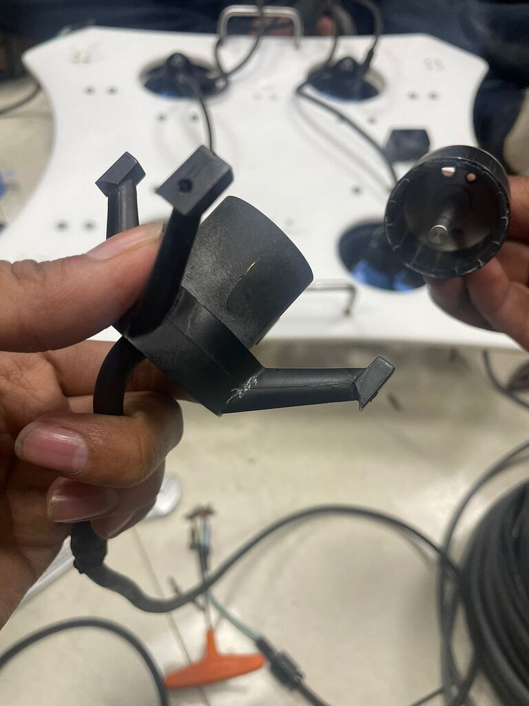 Crack in the core of T200 thruster - Thrusters and Motors - Blue ...