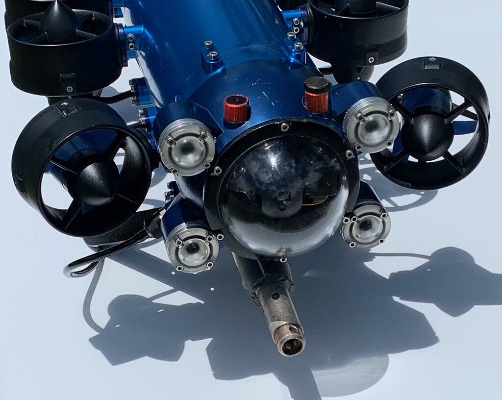 One piece 4 lumen 4" Dome bow section on Speargun ROV - Build - Blue ...