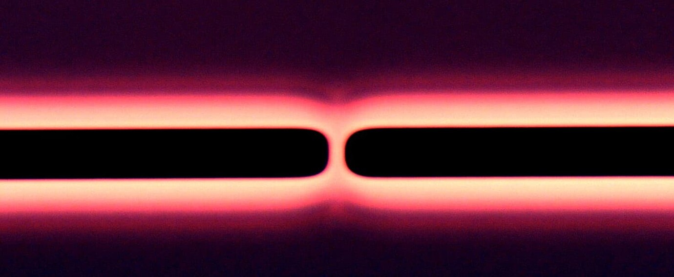 Detect shapes, move one and calculate overlap area - Python - OpenCV