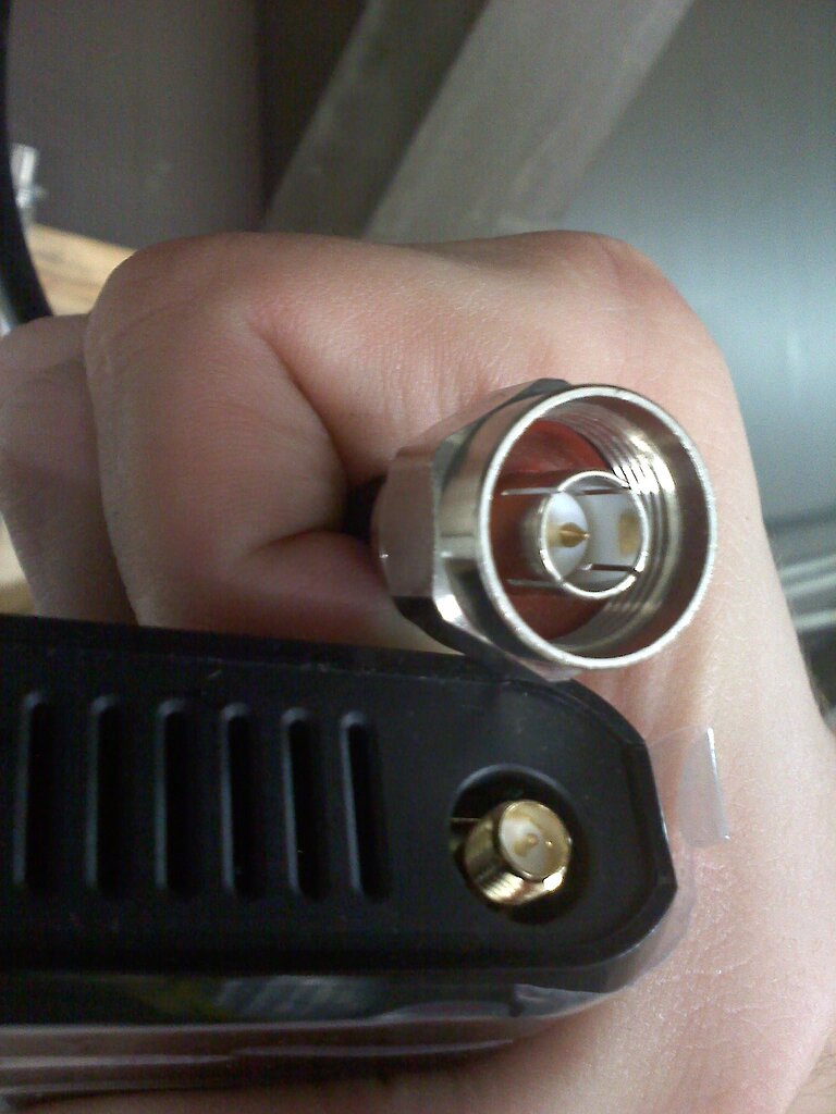 Coax Antenna Connector Help - Networking - Spiceworks Community