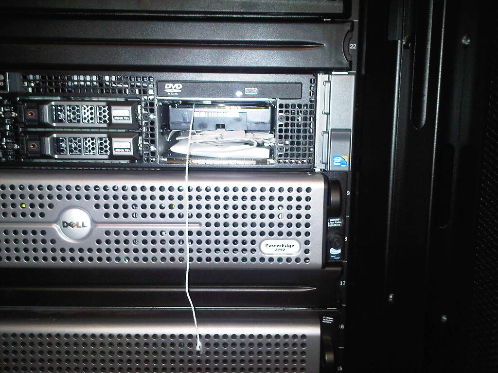 The WRONG way to back up an ESXi 4.0 U1 server - Virtualization ...