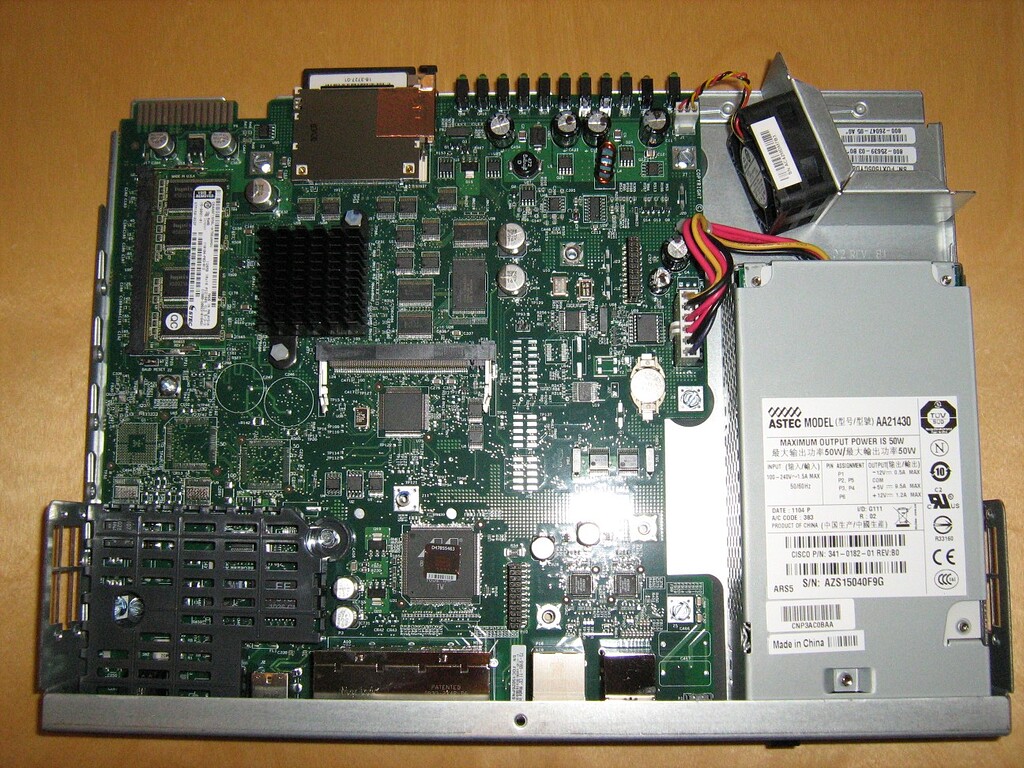 Cisco 1811 router - wireless upgrade possible? - Networking ...