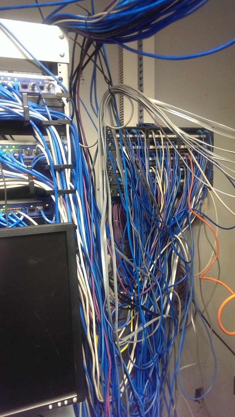 Nightmare patch panel in switch room - #49 by shanemyoung - Networking - Spiceworks Community