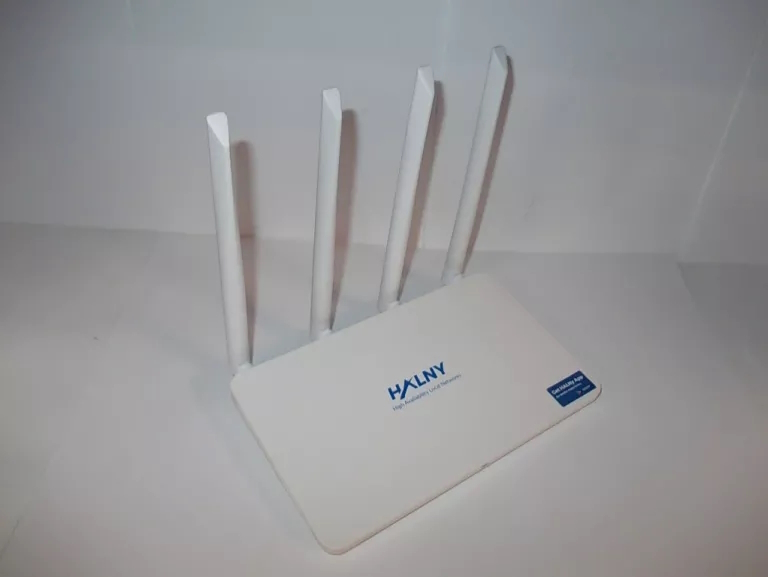 Cannot connect to HALNY HLE-3GM router in any way - Networking ...