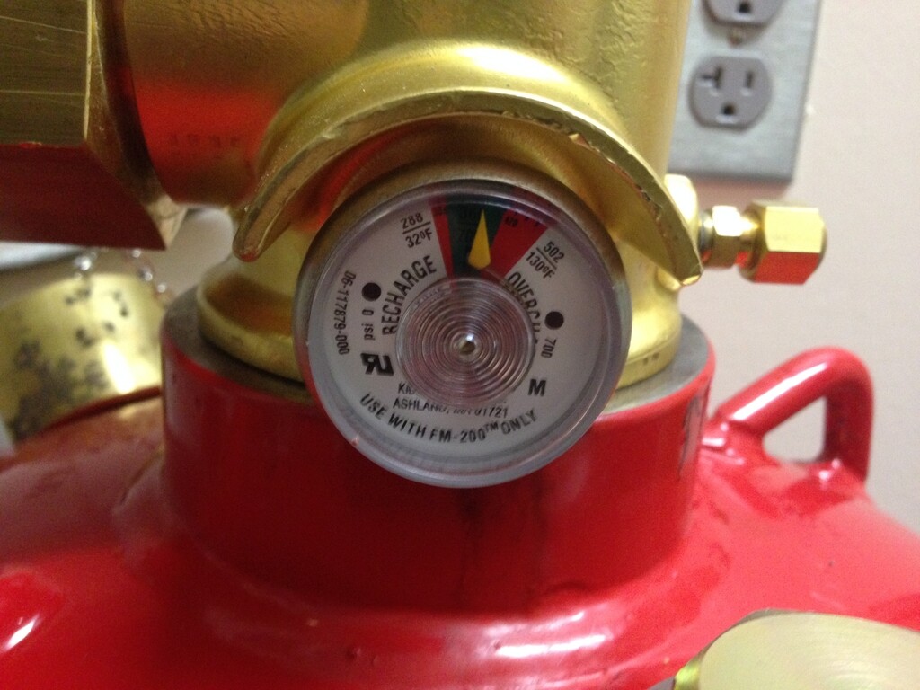 How do I take readings from the pressure gauge of the fm200 cylinder ...