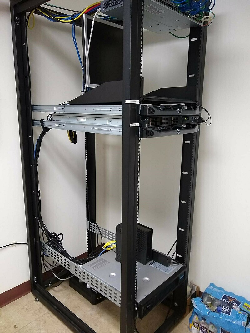 Unidentified Server Rack - Need a Side Panel - #4 by char1iej ...
