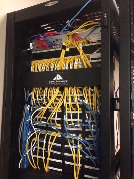 Single 2 post Chatsworth Server Rack in need of wire management. - #3 ...