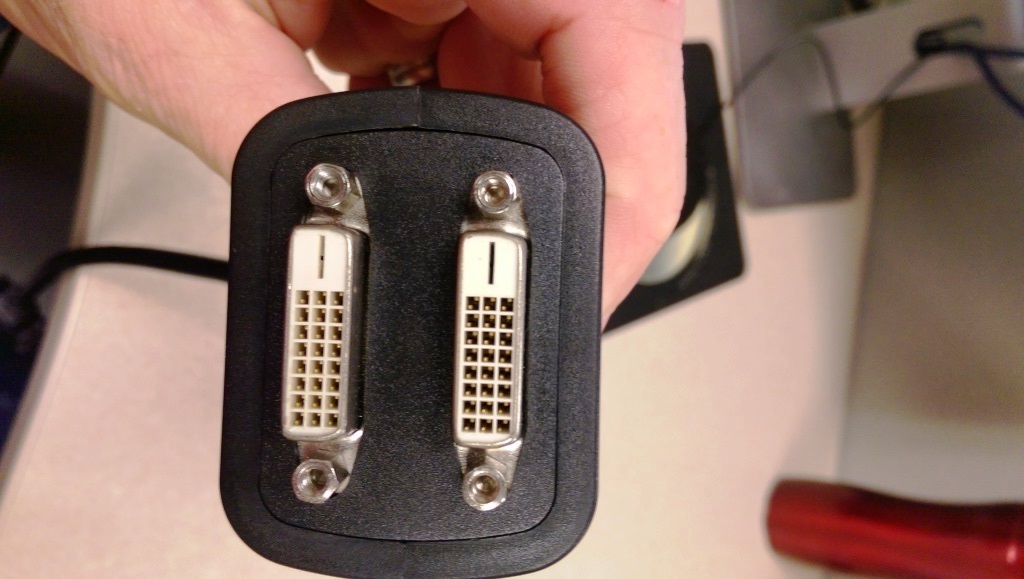 Duplicating a Main Display using a DVI adapter - Hardware ...